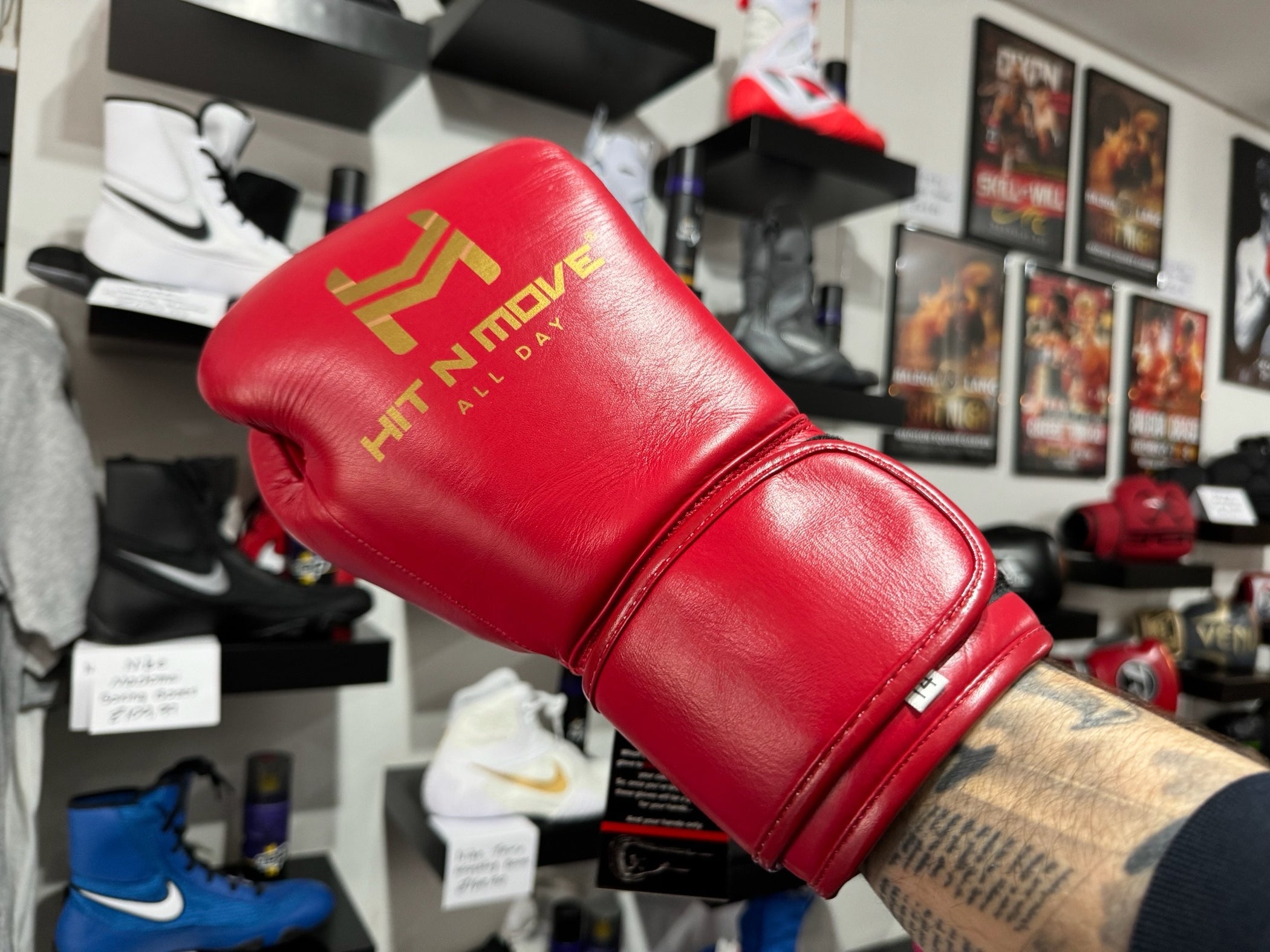 Seconds Out Fight Store | Boxing Gloves, Boxing Boots & More